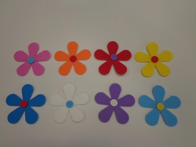 FLOR HÉLICE PACOTE C/ 25 UND por R$7,80