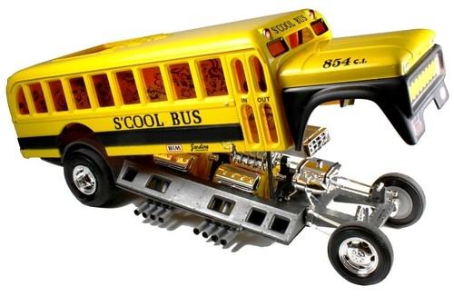 School Bus Tipo Dragster 1:24 # 4080 - REVELL por R$169,00